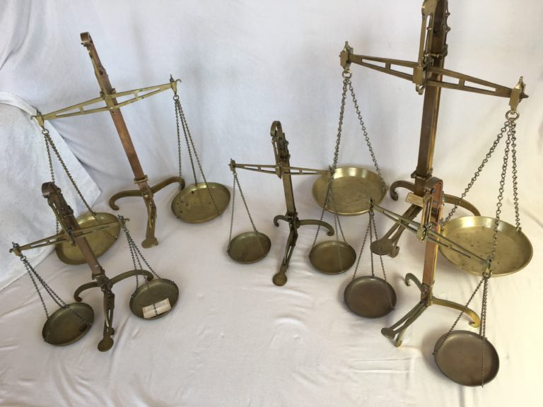 BULLION SCALE | Collecting Gold Scales & Troy weights.